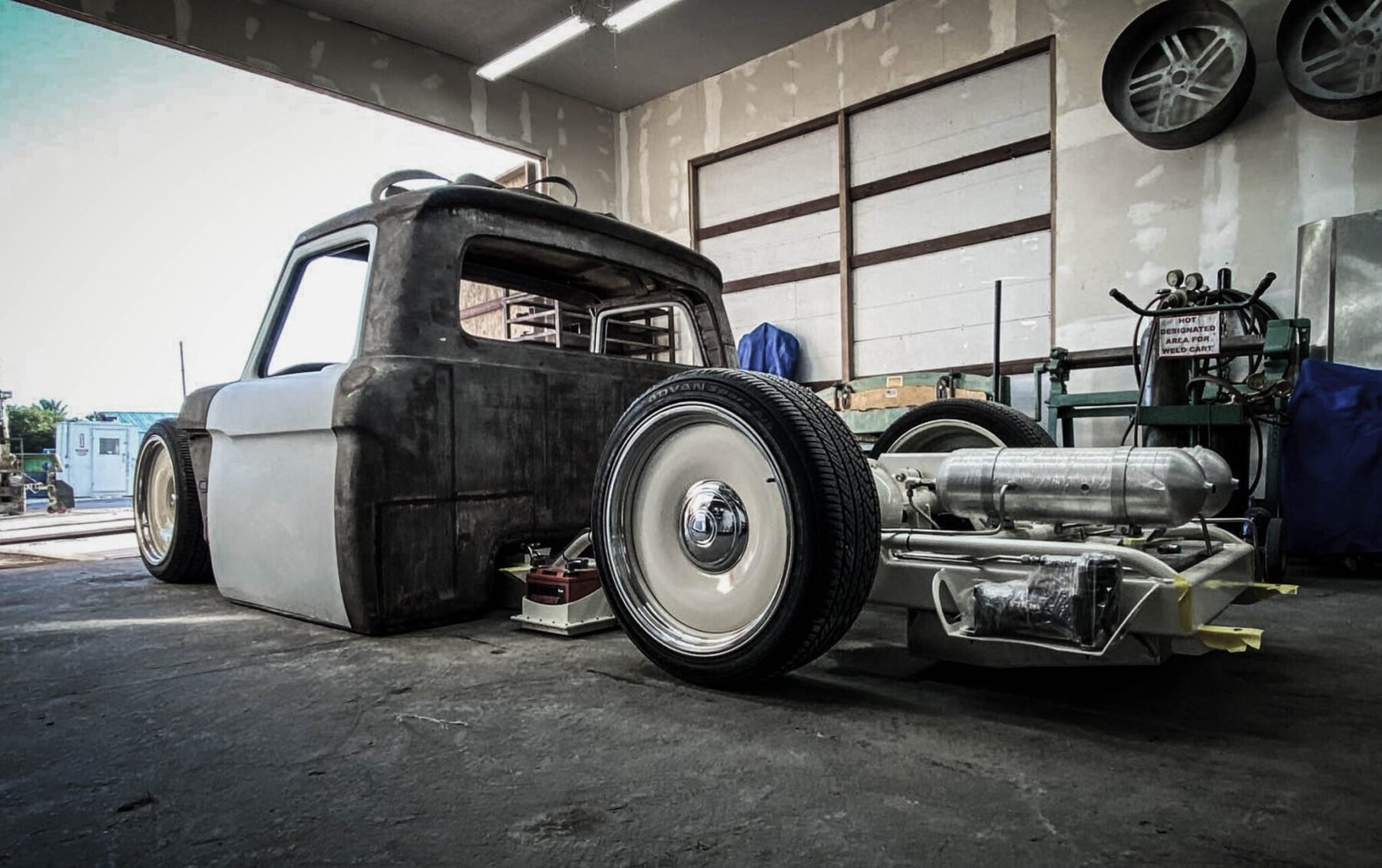 TYLER DALE - Restomod Air