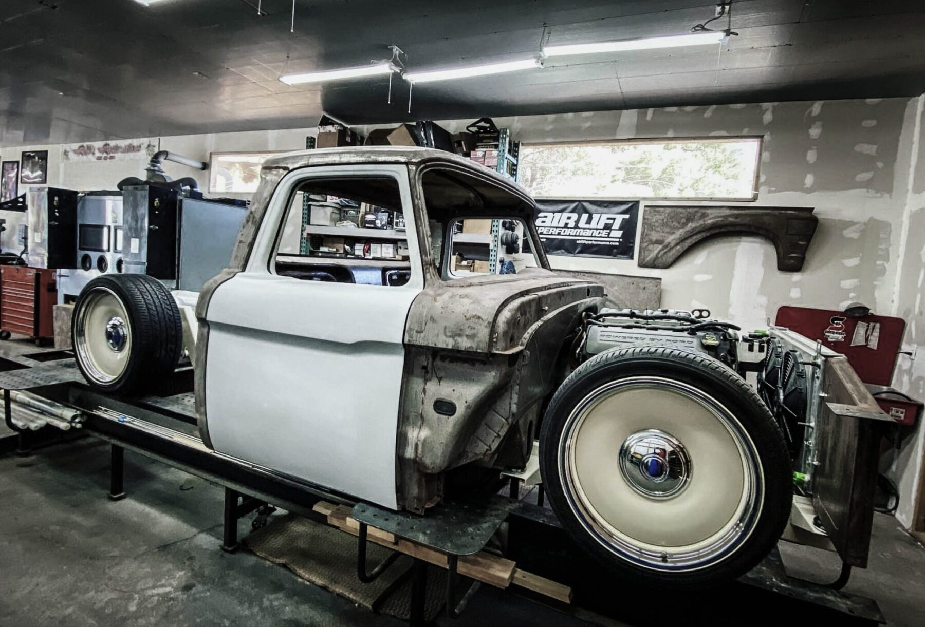 TYLER DALE - Restomod Air