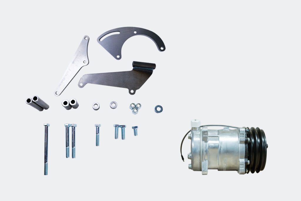 Compressor & Bracket Kit - Chevrolet - Small Block V8 - Driver Side ...